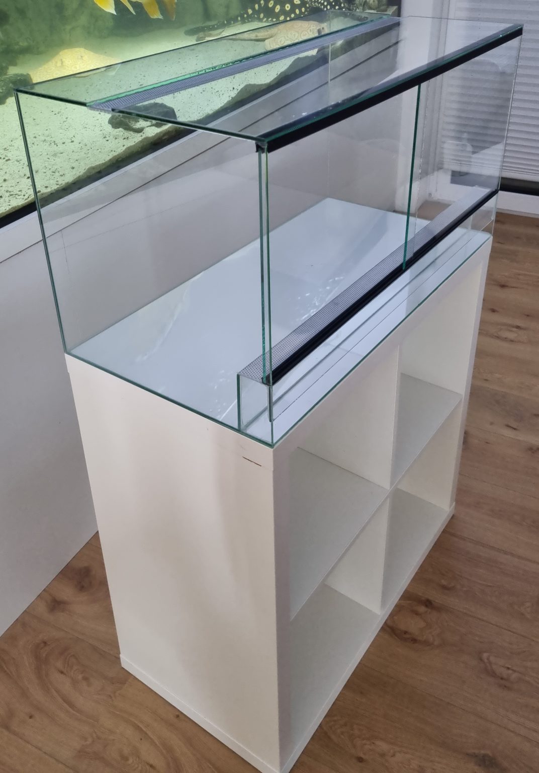 Terrarium 60x45x100cm (LxTxH) Wasserstand: 40cm Höhe, transparentes ...